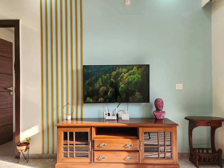 Chic 1bhk With Pool Access | Candolim B203 - 고아