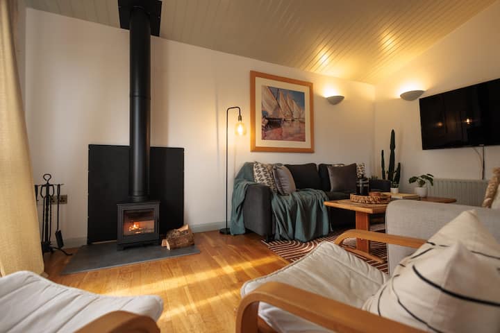 Waterfront Retreat, Unmatched Location-club Casita - Bournemouth