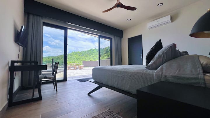 Beachfront Surf Suite #3 | Gated & Staffed  +Bfast - Nicaragua