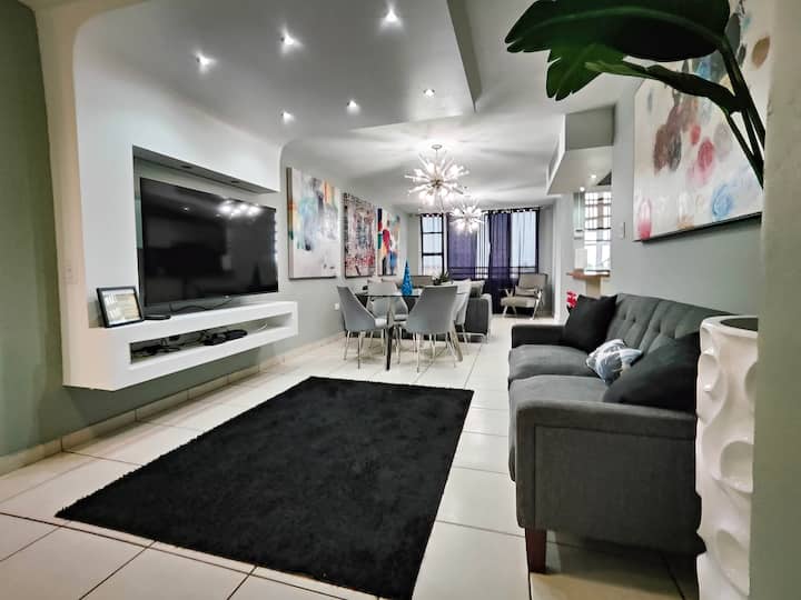 Modern Penthouse W Pool & Roof Top Near Isla Verde - Carolina