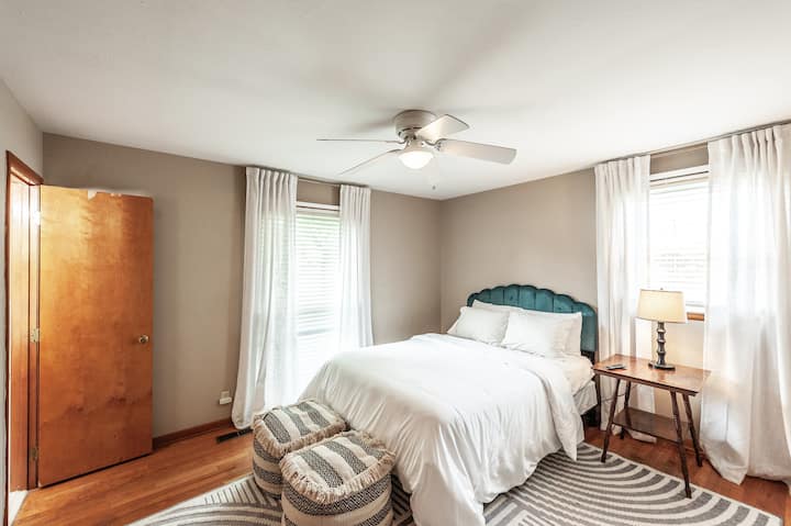 Home 4 Holidays / 4 Beds Sleeps 8 / 29m To Nash - Gallatin, TN