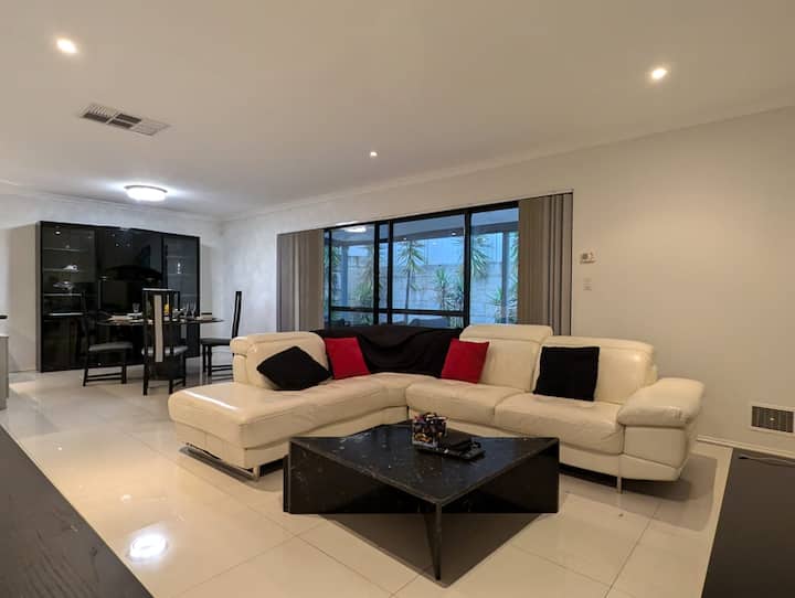 Executive Luxurious House Queen B2-nr Casino/optus - Victoria Park