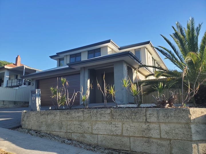 Executive Luxurious House Queen B4-nr Casino/optus - Victoria Park