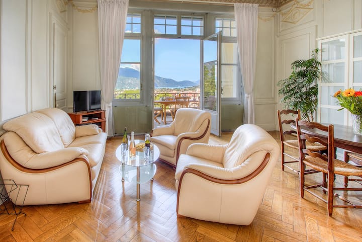 Le Quatuor - Vue Panoramique Lac Du Bourget - La Féclaz