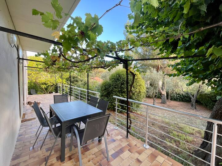 Nyons Vaste Appartement Plein Pied Bourgeois - Nyons
