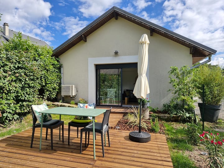 Petite Maison, Terrasse Et Jardin, 3* - Chambéry