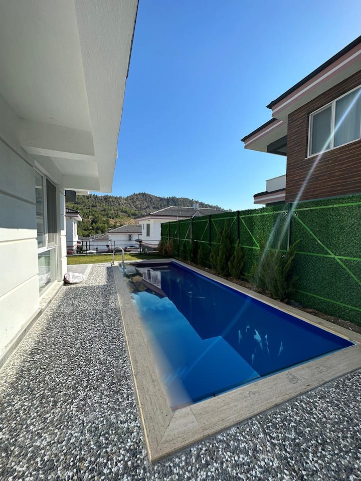 Villa Lina 3+1 ÖZel Havuzlu - Dalaman