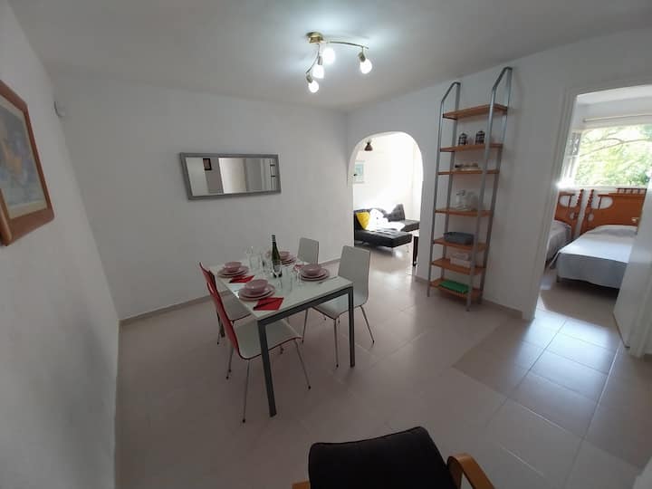 2 Bed Apt 10min Walk To Beach - Altafulla