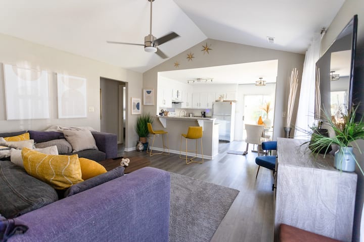 10 Mins To Uptown Charlotte 1 King, 2 Queenbeds - Charlotte, NC