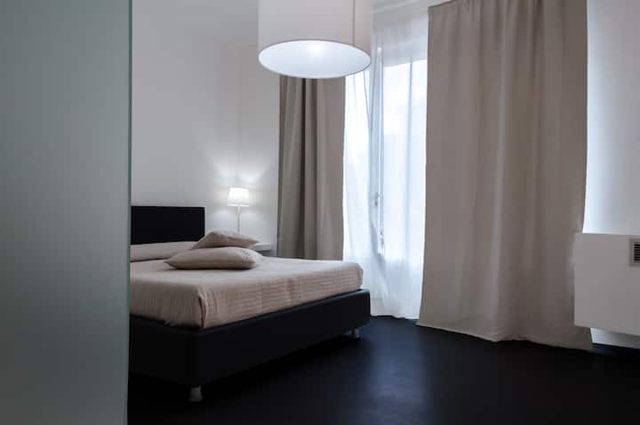 Vittoria Design Hotel - Camera Superior Balcone - Siena