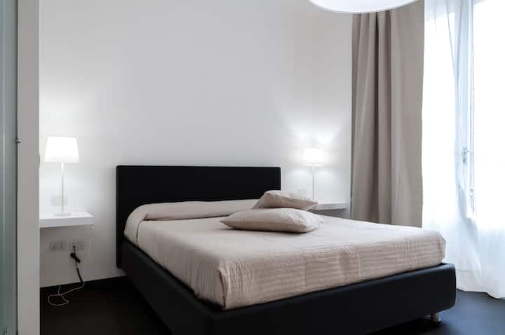 Vittoria Design Hotel - Camera Standard Balcone - Siena
