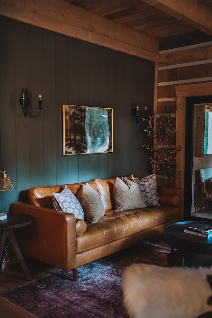 Kabin Bjorn | Wildkabin | Hot Tub & Sauna - Kawartha Lakes