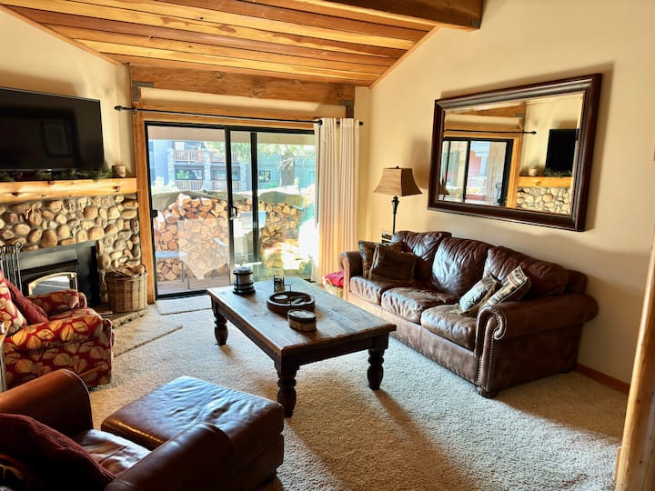 Slopeside Condo At Eagle Lodge - Mammoth Lakes, CA