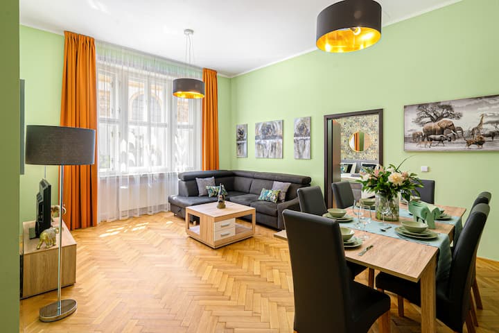 Royal Penthouse At Charles Sq Oasis Apartments - Praag