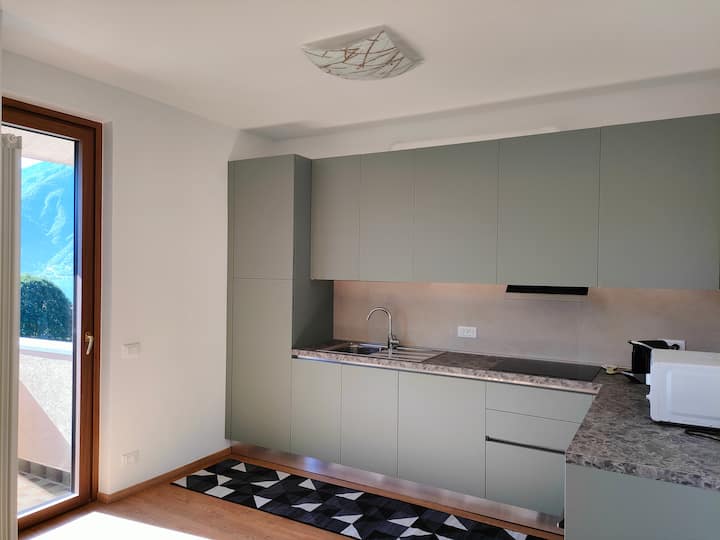 Sun&lake Apartment - Sunny Apartment In Lovere - Clusone