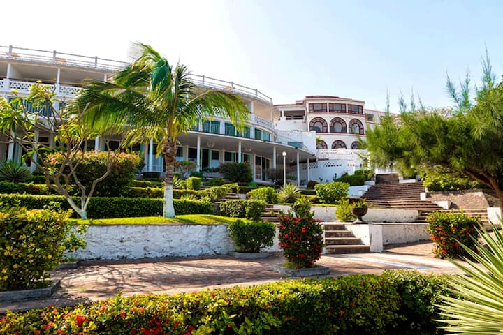 Hotel Mocambo Standard Pool View | Two Beds - Boca del Río