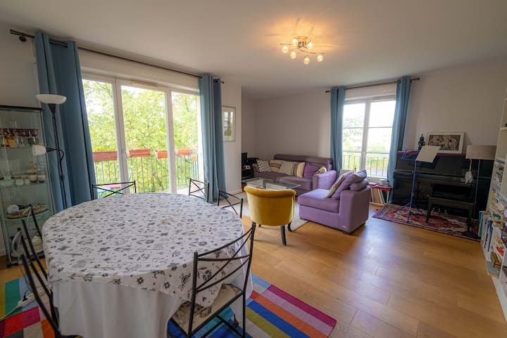 Bordeaux Haussmann 
Appartement Lumineux Et Calme - Bordeaux