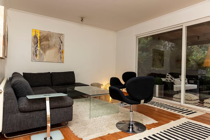 Casa Familiar En Condominio Seguro Piedra Roja - Colina