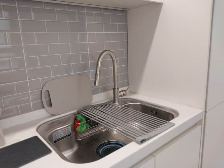 22상암10분 홍대 부근 새절역 도보5분 무료주차 볻층  세브란스 망원 합정 북한산 경복궁 - Seoul