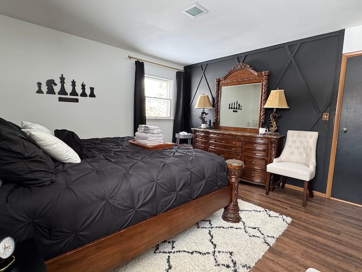 Entire House 1980s Board Game Vibe Letchworth Hub - Letchworth State Park, New York