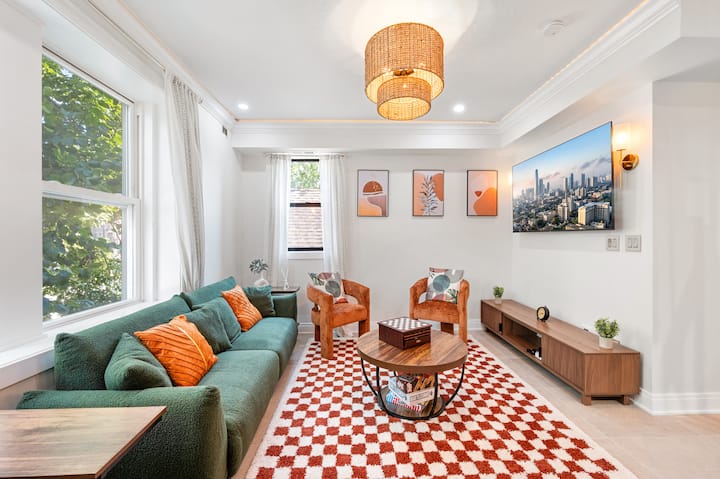 Contemporary Elegance: 2-br  W/ High-end Amenities - Clarendon Park - Chicago
