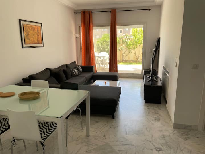 Appart 2 Chambres Spacieux Et Pieds Dans L'eau - Sousse