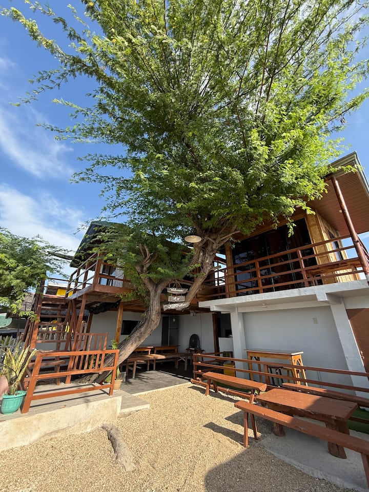 Exclusive Beachfront Kubo-cation - Calatagan