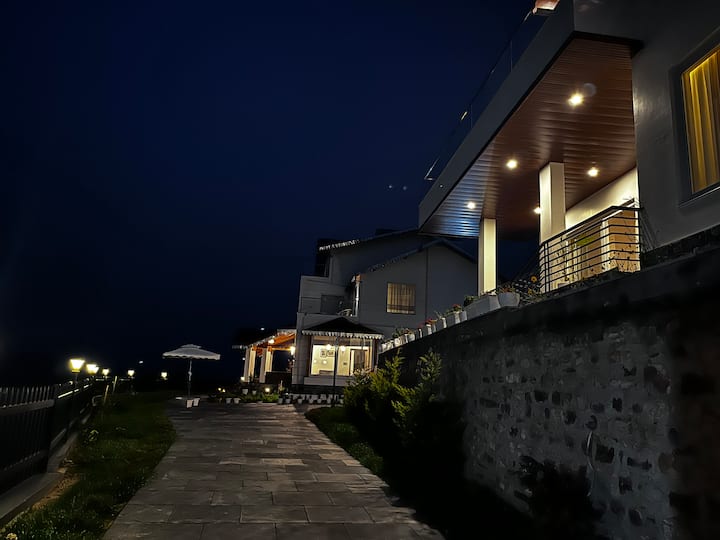 Altitude 6000, Majkhali - Ranikhet