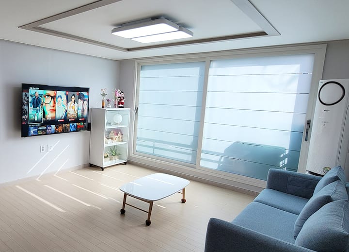 4호점 삽교호 관광단지 인근 방3개 화장실2개 여유침구류 넓은거실 편안함 - 포승읍