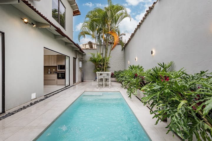 Poblado Luxury House / Exclusive / 4 Min Provenza - Medellín