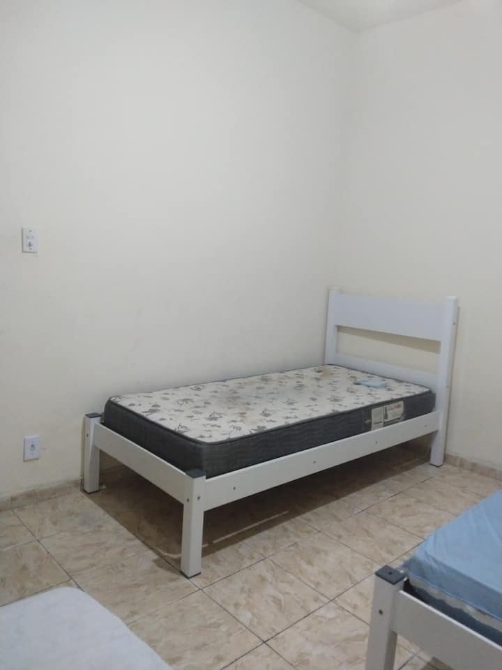 Casa Semi Mobiliada Para Empresas / Famílias. - Volta Redonda