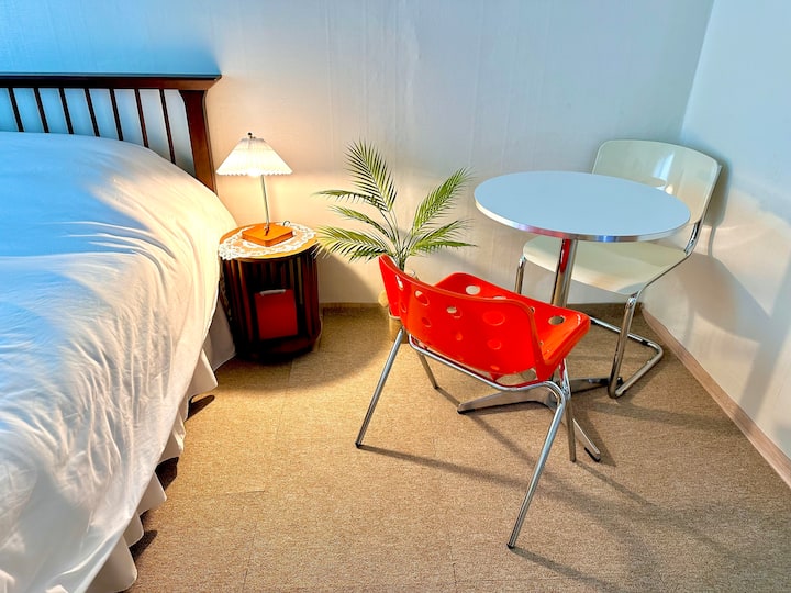 건대입구역/성수동/넷플릭스/어린이대공원/뚝섬유원지/건국대학교병원/1층 - Seoul