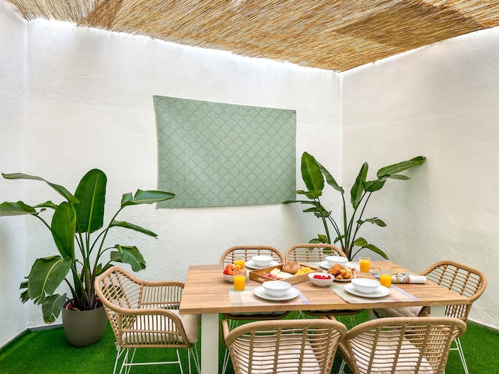 El Patio De Lucía: Encanto Y Comodidad - Alicante