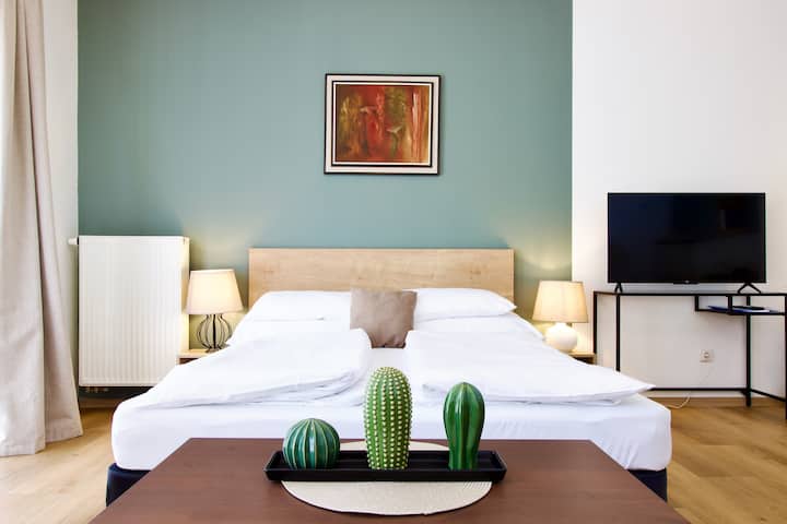Charming New Central Flat - Budapest