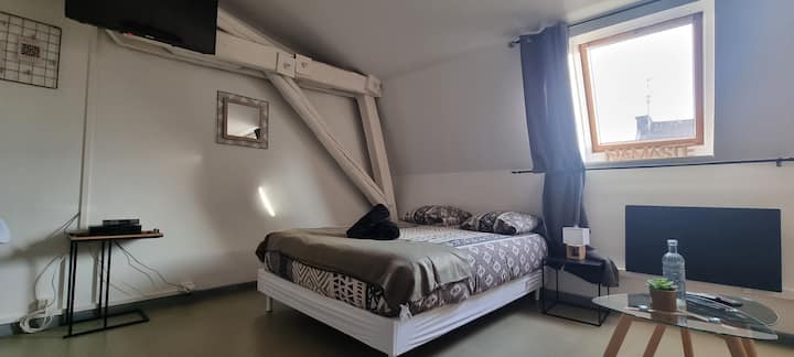 T1 Rénové 24m2 Cosy Confort ! Gd Parking Sécurisé - Valenciennes
