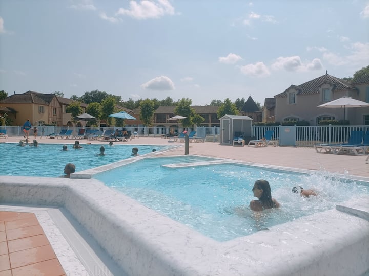 Maison Avec Piscine Chauffée En Rdc, Lac Et Nature - Monflanquin