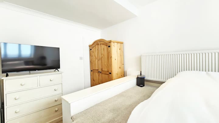12-min Walk To Victoria Station - Westminster - London