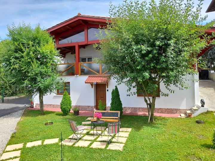 Apartamento Con Jardín Y Parking Para Un Coche - Hendaye