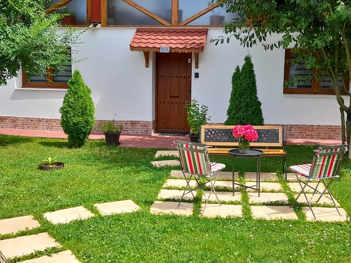 Apartamento Con Jardín Y Parking Para Un Coche - Irun