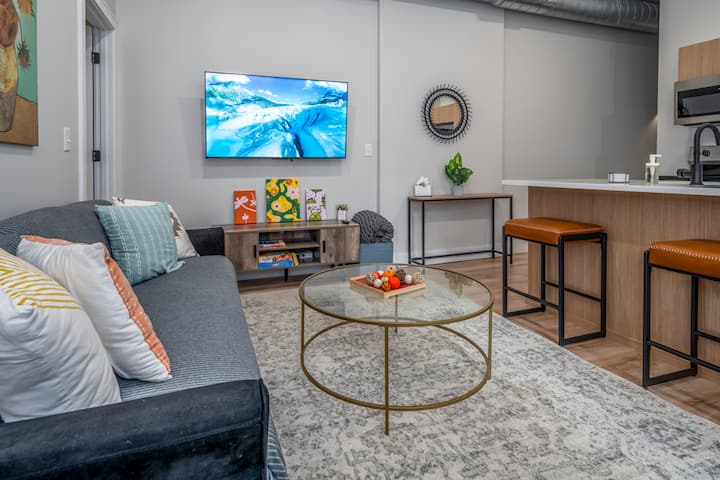 Otr By Tql+light Rail+queen Beds+dedicated Parking - Cincinnati