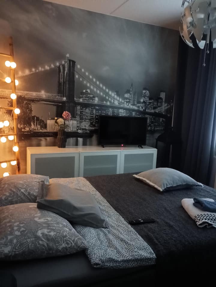 Easy Stay Near Hel Airport. Private Bedroom. - Helsinki