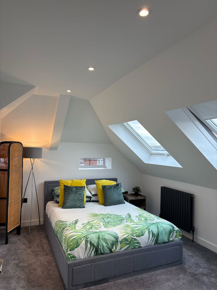 New Spacious Room W/private Shower Room - Exeter - Exeter