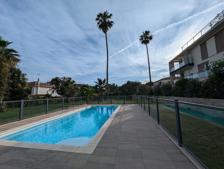 Grand Studio Neuf + Terrasse+ Pk Calme. - Golfe-Juan