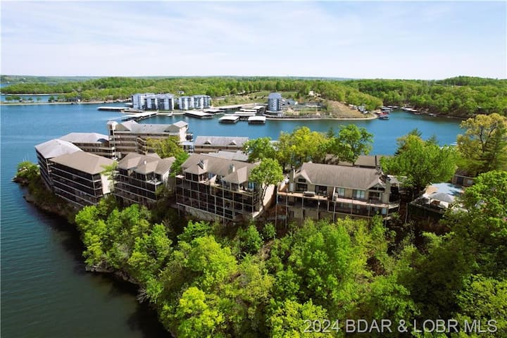 Great Lake Get Away - Lake Ozark, MO