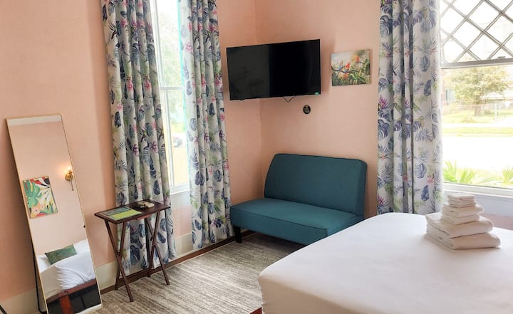 Lotus Galveston - Premium Queen W/ Garden View - Galveston