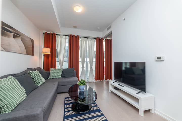 Stylish 1bdrm Condo Near Cn Tower - Toronto