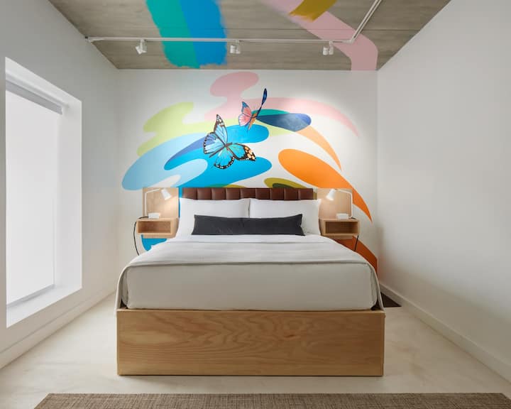 Ada Room #3 Let's Fly And Dive - Kennett Square, PA