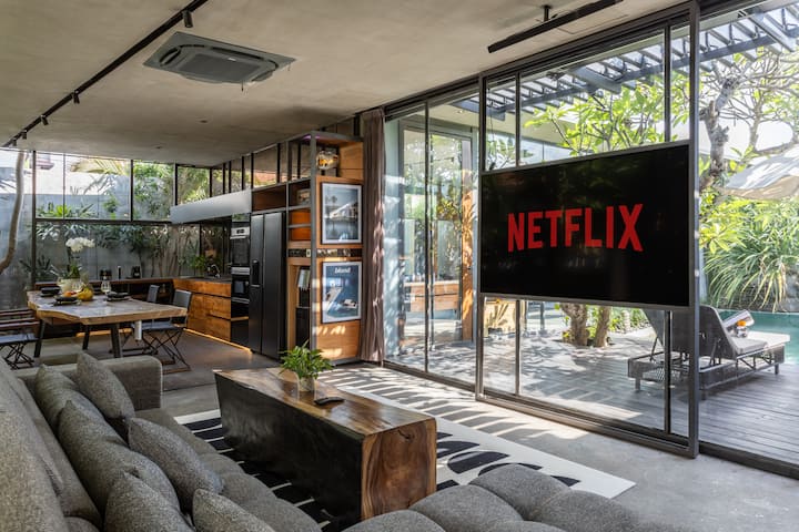 *Luxury Industrial Villa W/sauna&highend Amenities - Seminyak