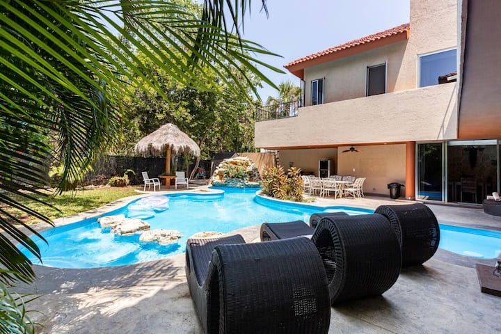 Pool | Concierge Service | Parking | Wifi - Playa del Carmen