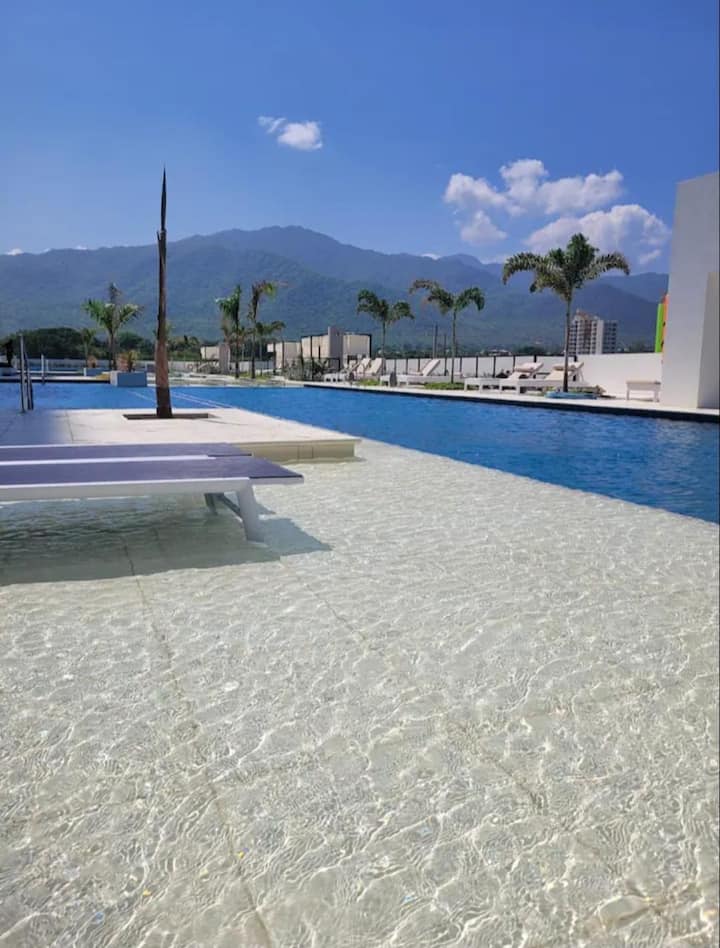 Apartasuite-vista Al Mar-piso 7-kit De Playa - Colombia